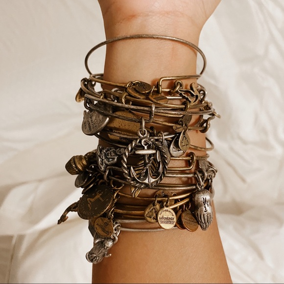 How To Stack Bracelets Style Tips Alex And Ani – ALEX AND, 43% OFF